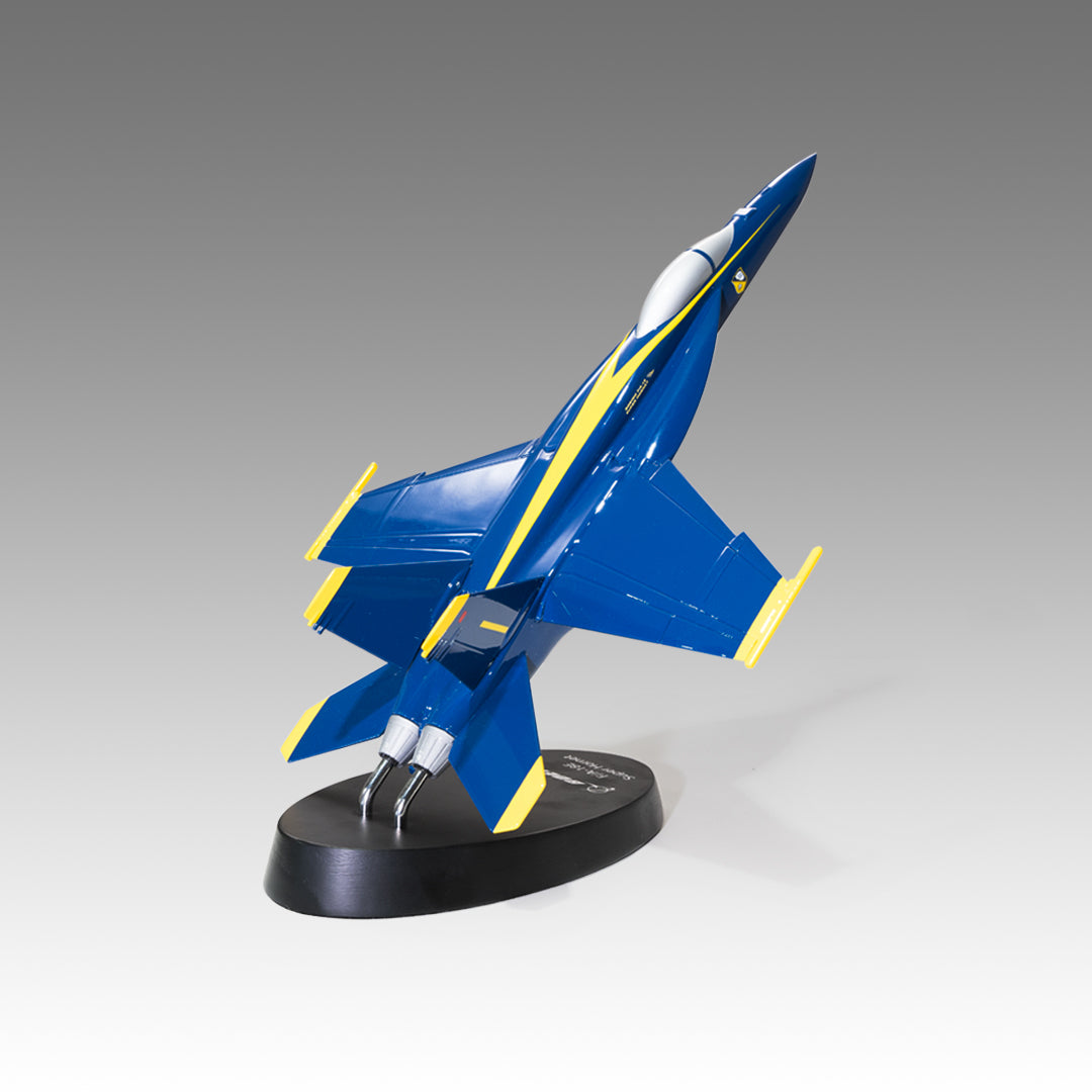 U.S. Navy Blue Angels F/A-18E Super Hornet Aircraft Model in 1/48 Scal ...